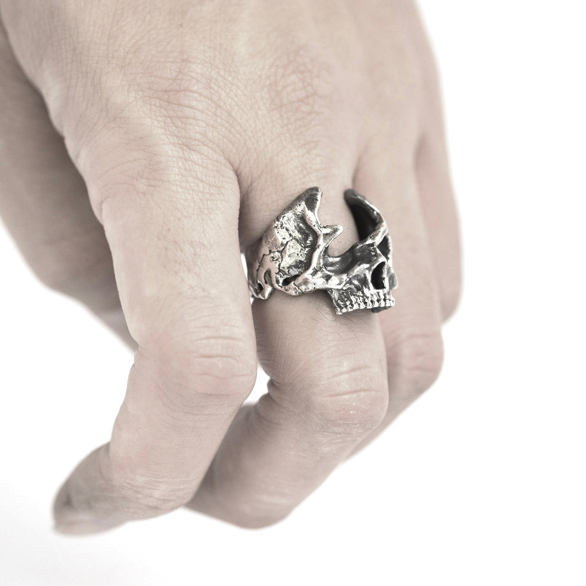 Melty Skull Ring – Opened Jesus
